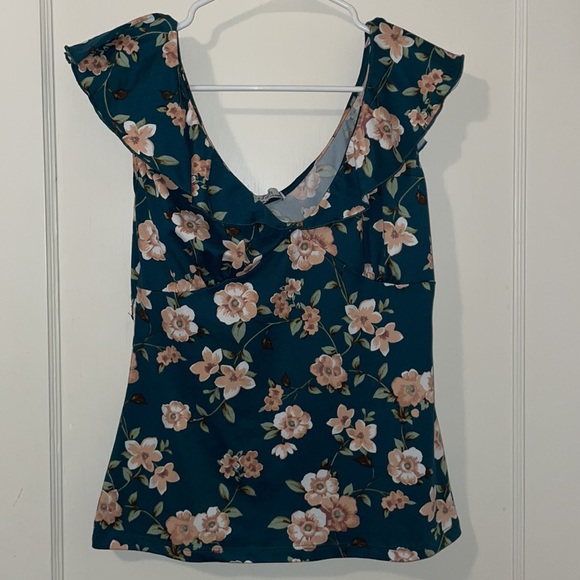 Velvet Torch | Tops | Soft Offtheshoulder Sexy Green Floral Top | Poshmark